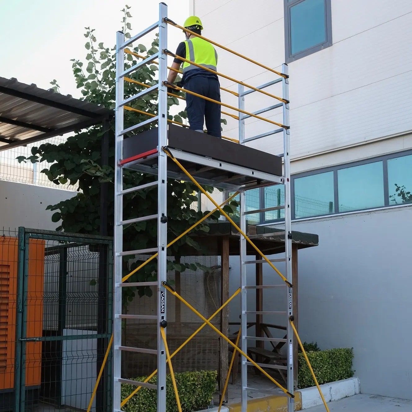 Aluminijumske merdevine i skele Beograd LAGEN DOO - Biznis katalog Evrope