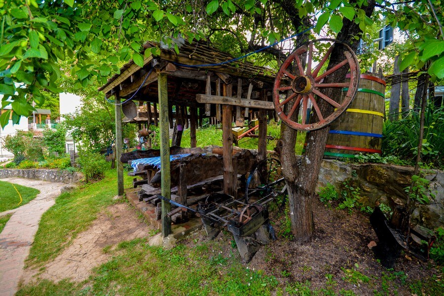 ETNO KOMPLEKS "GUČEVSKI VAJATI" - Biznis katalog Evrope