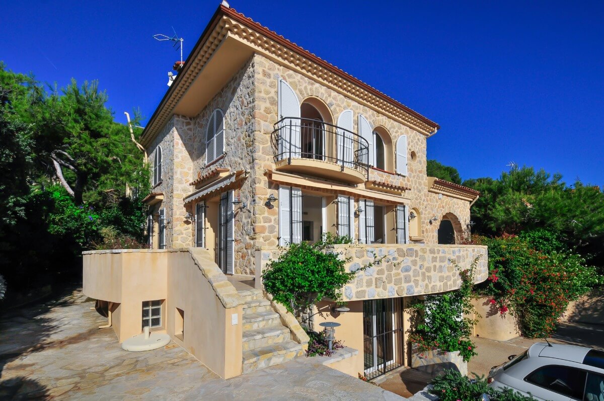 RADANOVIĆ NEKRETNINE - Šabac - Biznis katalog Evrope